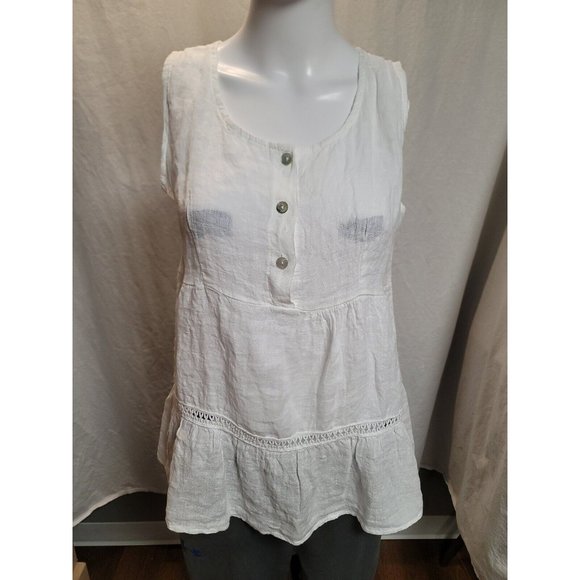 Valentina Naldi | Tops | Valentina Naldi Made In Italy White Sleeveless ...